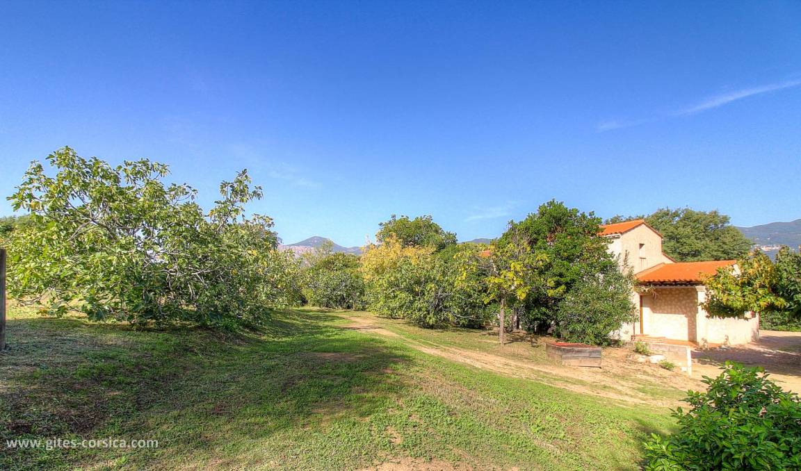 75 M² Gîte ∙ 2 Chambres ∙ 4 Personnes - Corse
