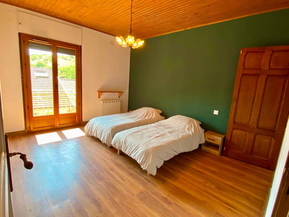 82 M² Huoneisto ∙ 2 Makuuhuonetta ∙ 4 Vierasta - Saint-Marcellin