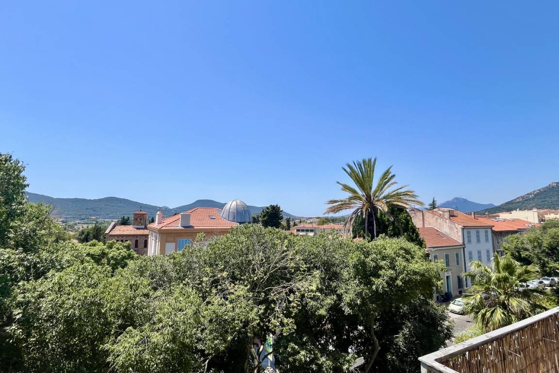 50 M² Appartement ∙ 2 Slaapkamers ∙ 4 Gasten - Cuers