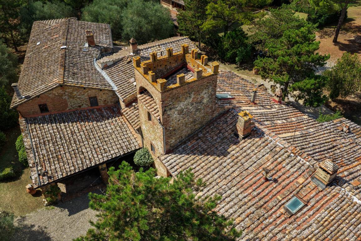 300 M² Villa ∙ 6 Makuuhuonetta ∙ 11 Vierasta - Siena