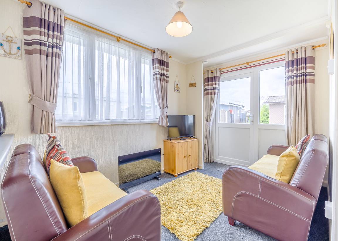 Cottage ∙ 2 Bedrooms ∙ 5 Guests - Sutton on Sea