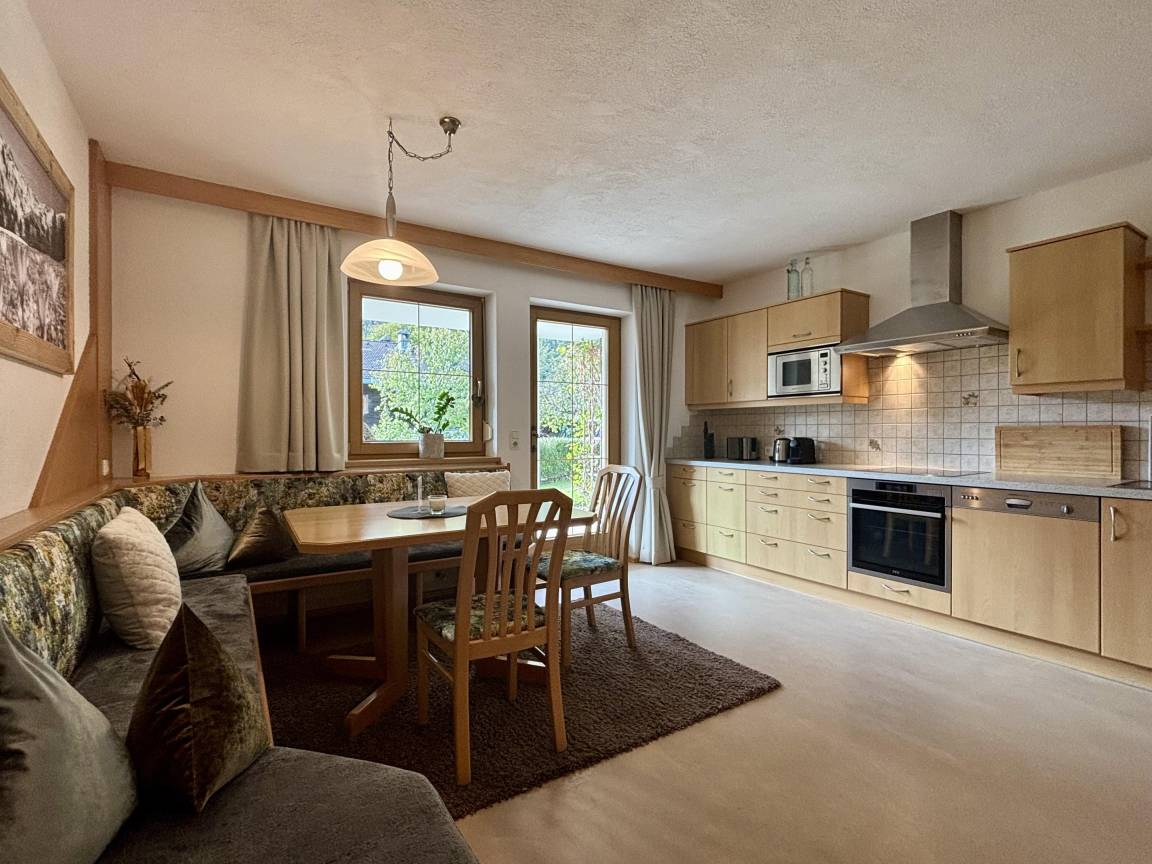 82 M² Apartment ∙ 2 Bedrooms ∙ 6 Guests - Zillertal, Ravina, Austria