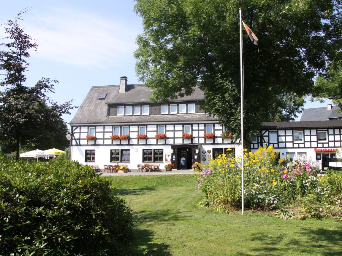 60 M² Ferienwohnung ∙ 2 Schlafzimmer ∙ 4 Gäste - Schmallenberg