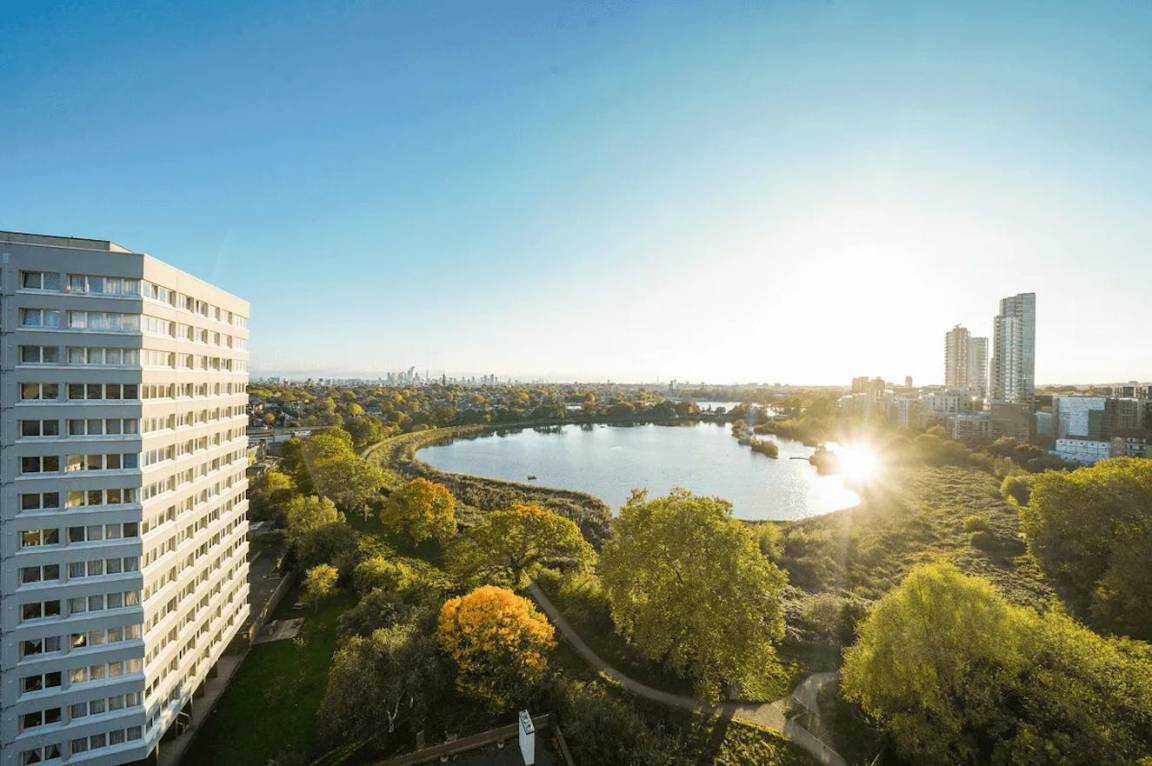 84 M² Apartment ∙ 3 Bedrooms ∙ 6 Guests - Barnet