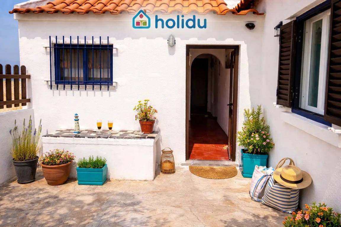 50 M² Talo ∙ 3 Makuuhuonetta ∙ 4 Vierasta - Sintra