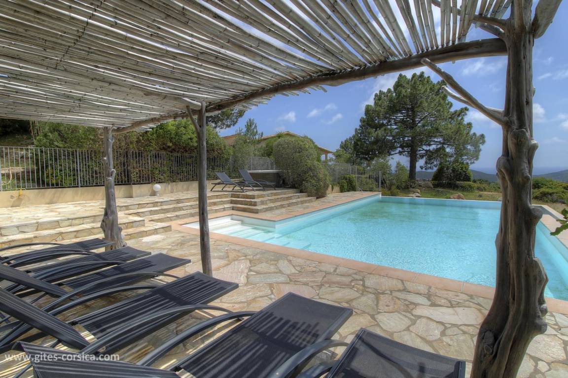 49 M² Gîte ∙ 2 Chambres ∙ 4 Personnes - Sartène