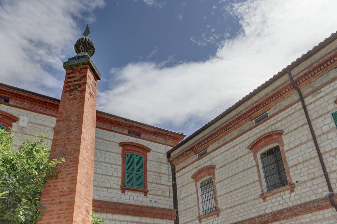 100 M² Villa ∙ 2 Bedrooms ∙ 4 Guests - Sirolo