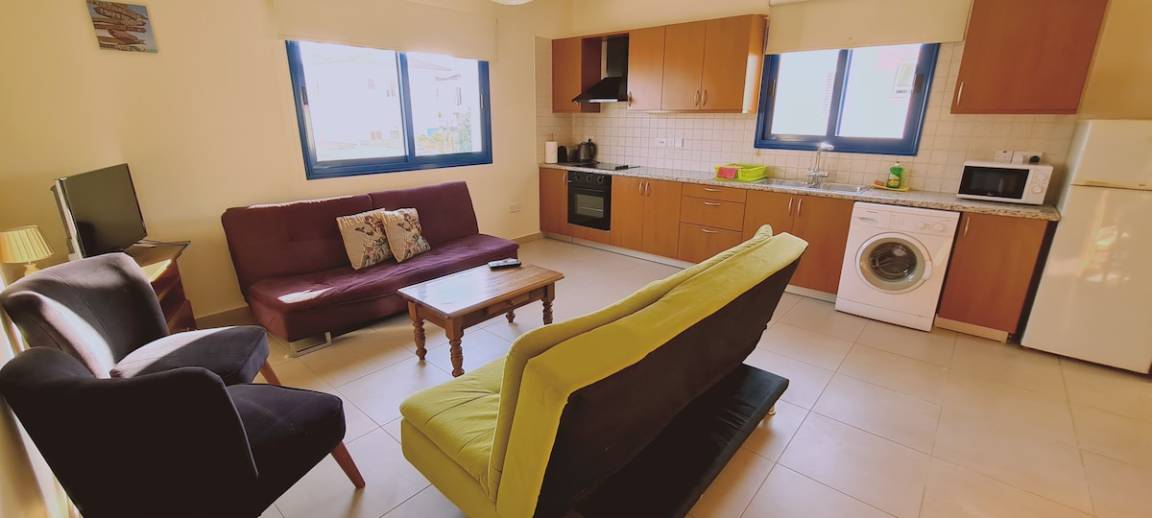 75 M² Apartment ∙ 2 Bedrooms ∙ 5 Guests - Protaras