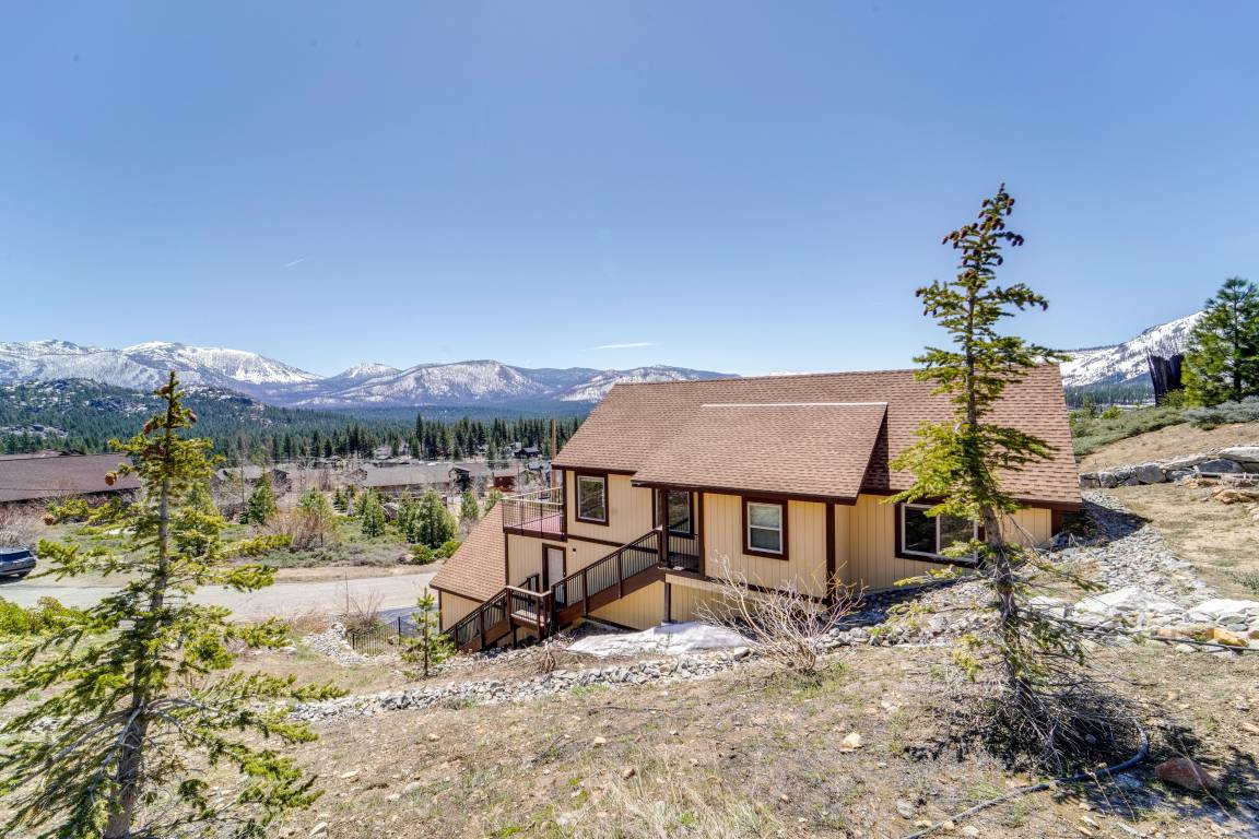 155 M² House ∙ 2 Bedrooms ∙ 4 Guests - South Lake Tahoe, CA