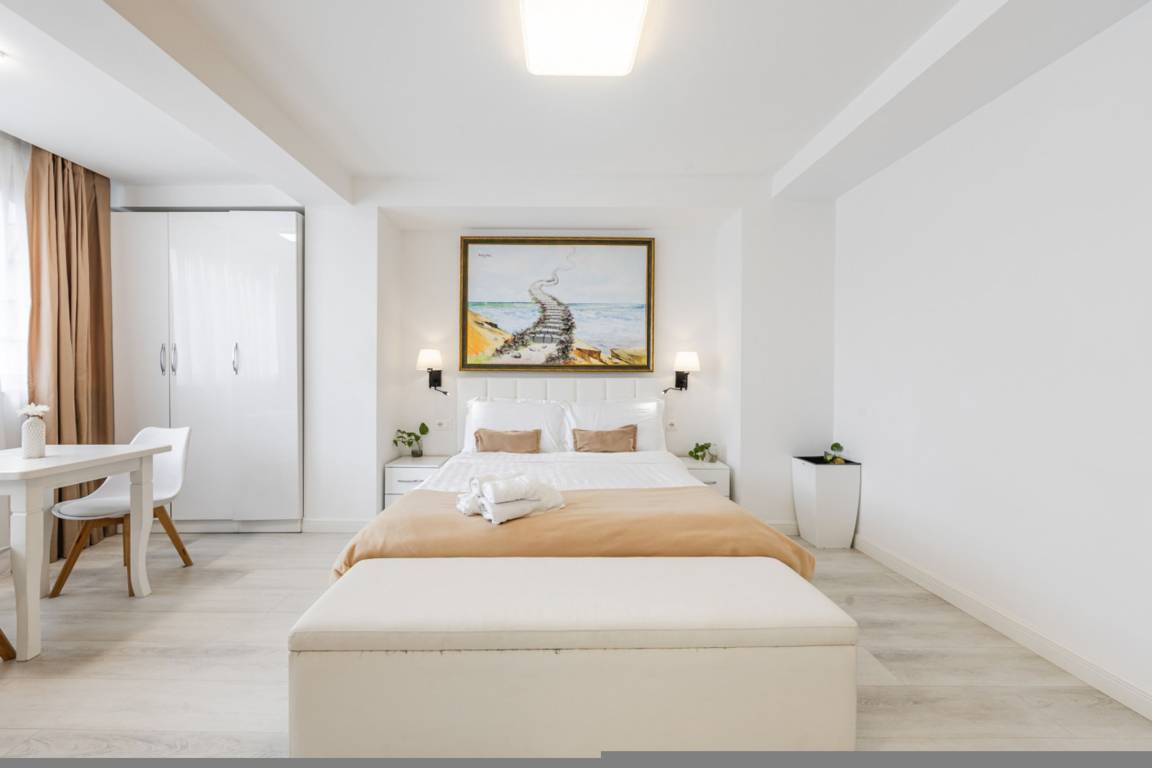 Apartamento ∙ 4 Huéspedes - Tirana