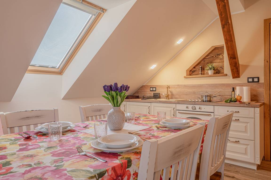 63 M² Apartamento ∙ 2 Quartos ∙ 8 Hóspedes - Slovenia