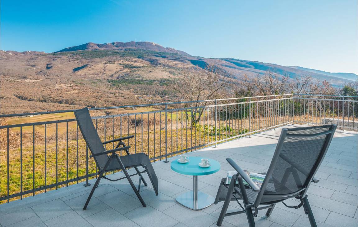 234 M² Huis ∙ 4 Slaapkamers ∙ 8 Gasten - Kroatië