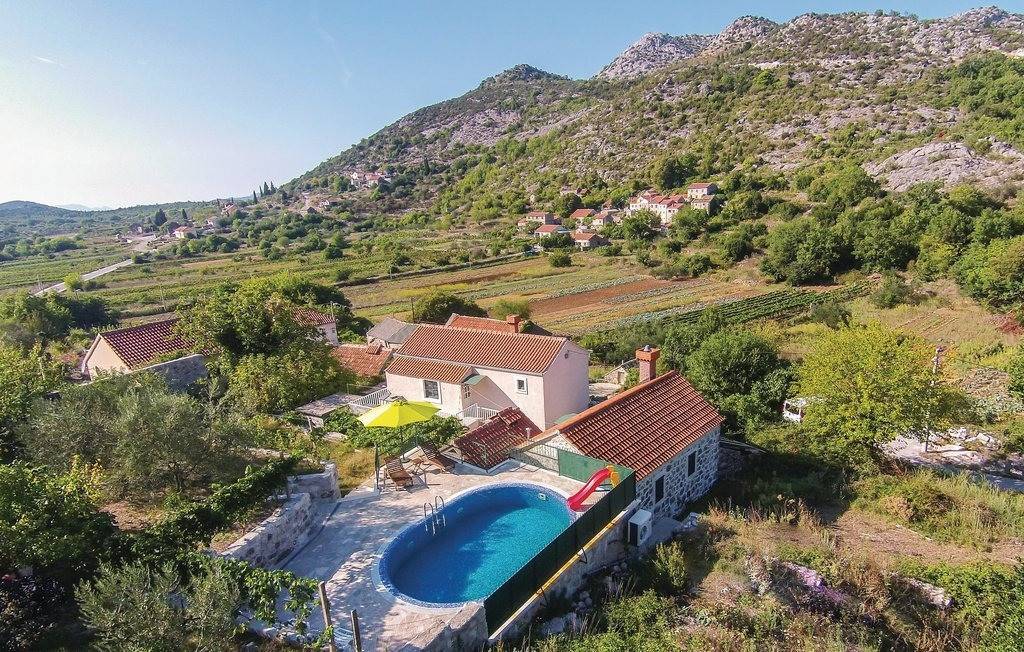 123 M² Villa ∙ 3 Bedrooms ∙ 8 Guests - Neum