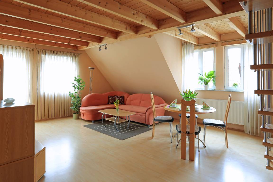 Ferienwohnung ∙ 2 Schlafzimmer ∙ 4 Gäste - Karlstadt