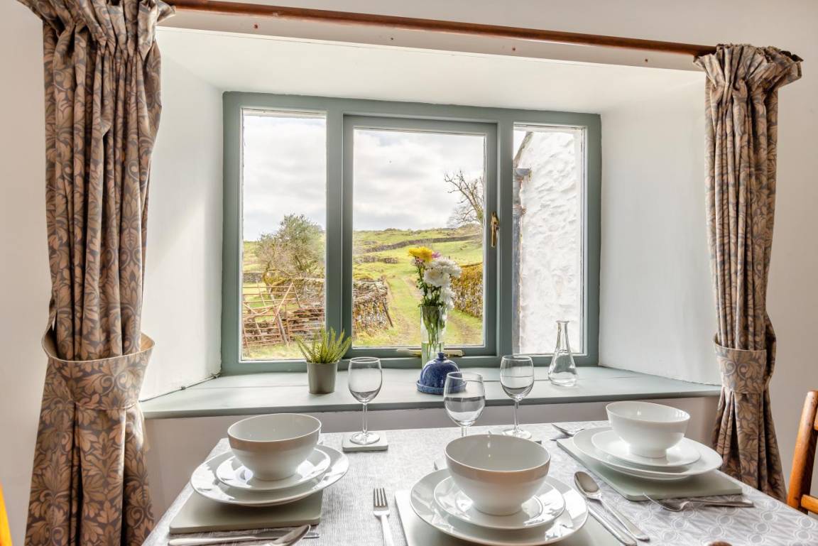 Cottage ∙ 2 Bedrooms ∙ 3 Guests - Coniston