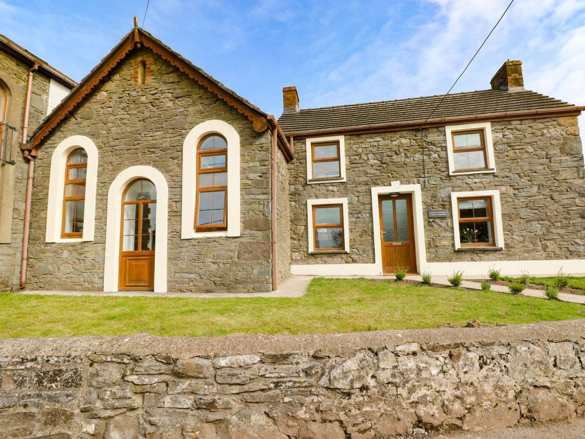 Cottage ∙ 3 Bedrooms ∙ 7 Guests - Llansteffan