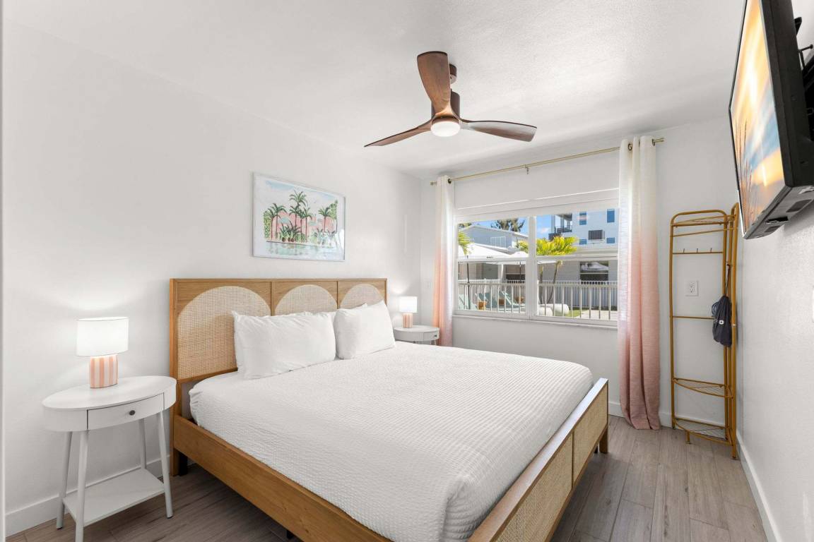 Apartment ∙ 1 Bedroom ∙ 4 Guests - Palm Harbor, FL