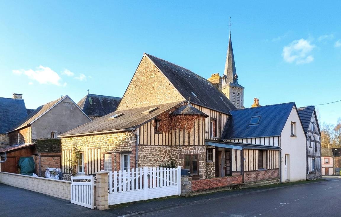 76 M² Maison De Vacances ∙ 2 Chambres ∙ 5 Personnes - Domfront