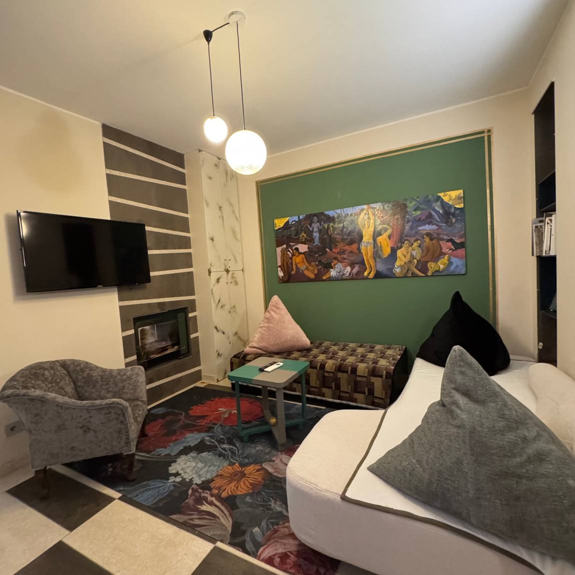 80 M² Apartment ∙ 2 Bedrooms ∙ 5 Guests - Piacenza