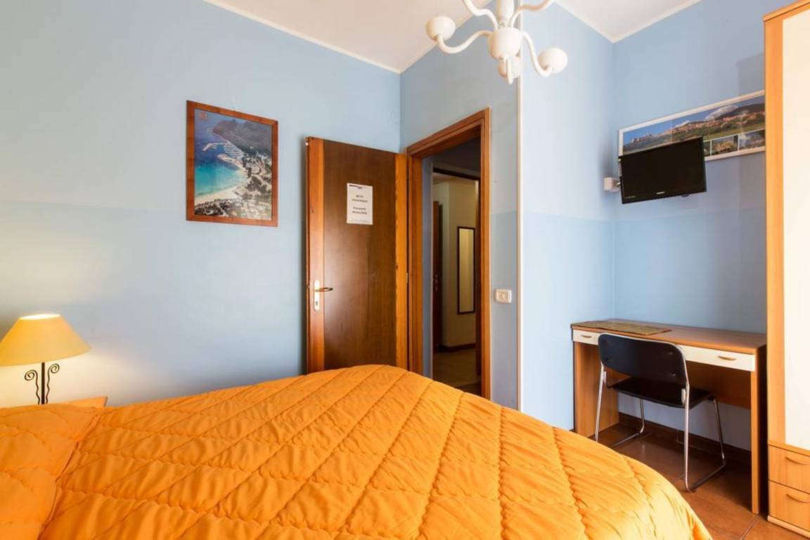 15 M² Hotel ∙ 1 Bedroom ∙ 2 Guests - Quartu Sant'Elena