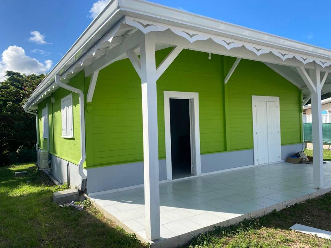 70 M² Ferienhaus ∙ 2 Schlafzimmer ∙ 5 Gäste - Martinique