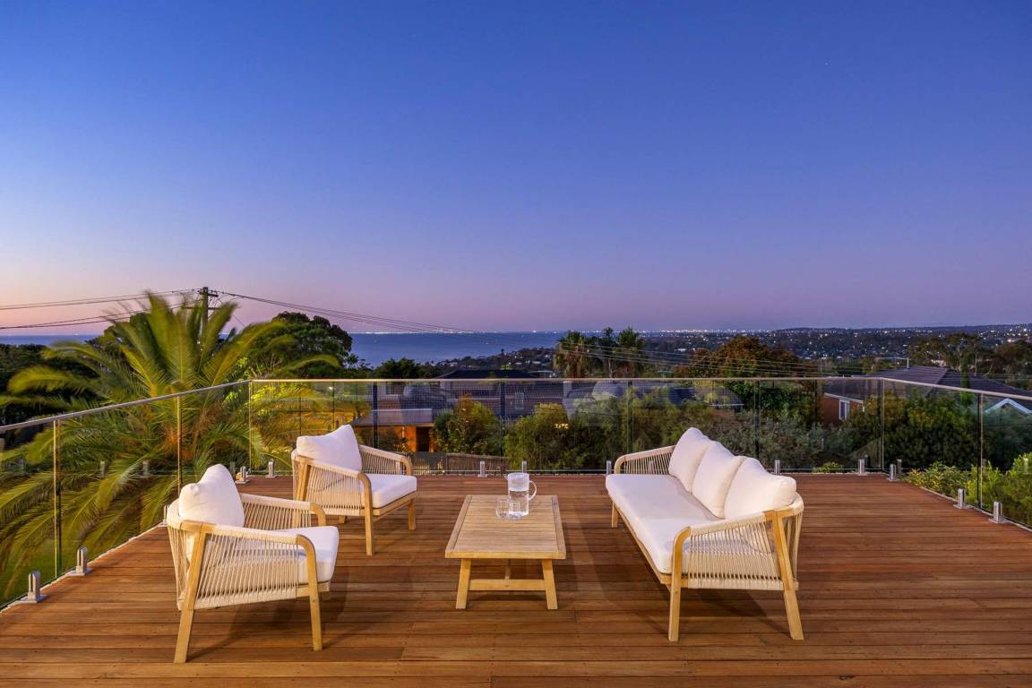 House ∙ 4 Bedrooms ∙ 10 Guests - Mornington