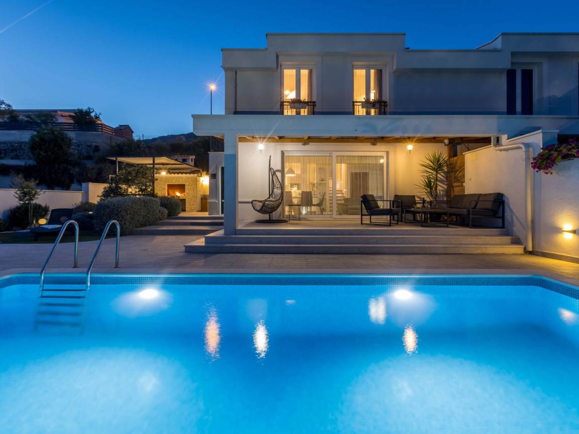 151 M² Ferienhaus ∙ 3 Schlafzimmer ∙ 6 Gäste - Split