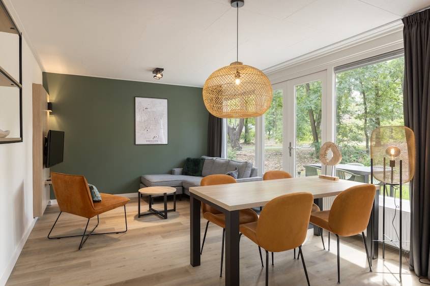 56 M² Bungalow ∙ 4 Slaapkamers ∙ 4 Gasten - Helmond