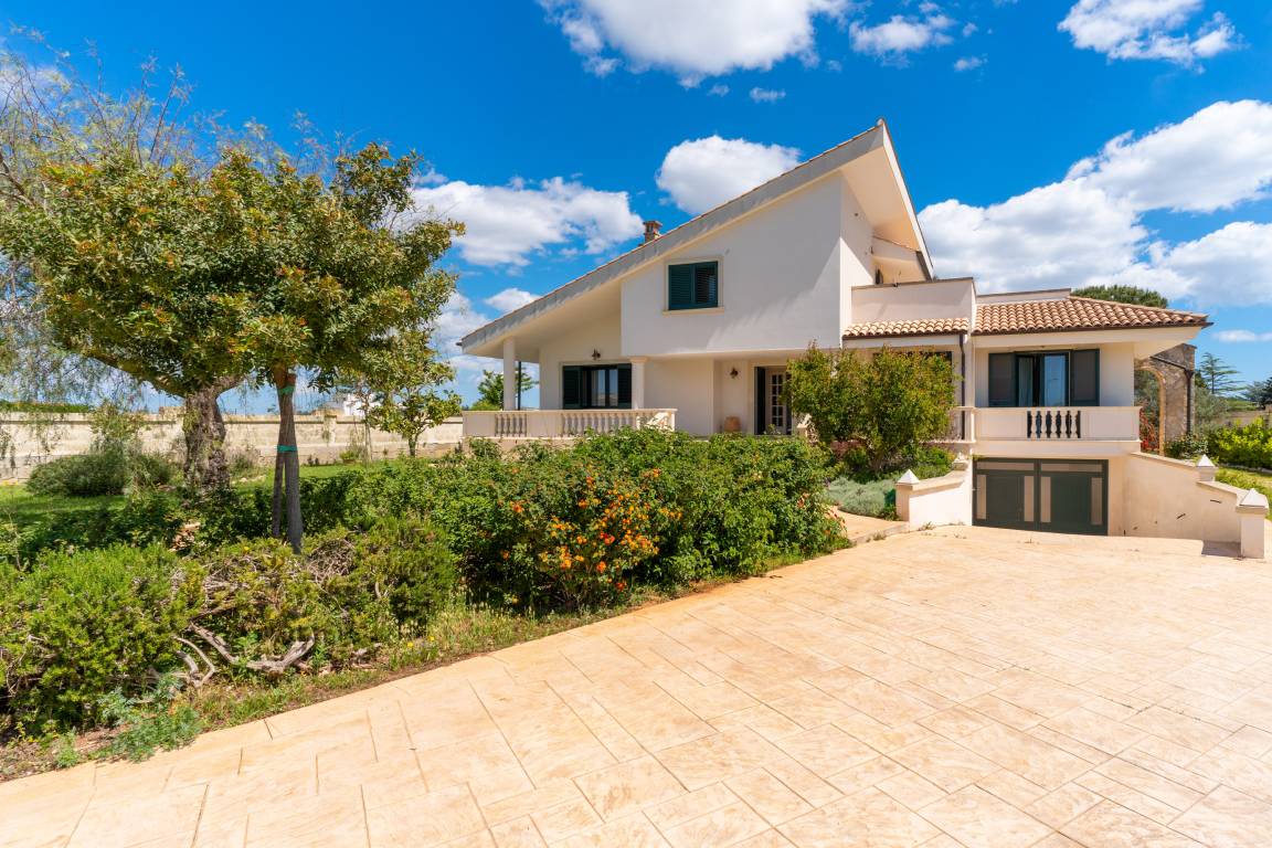 250 M² Huis ∙ 6 Slaapkamers ∙ 12 Gasten - Tricase