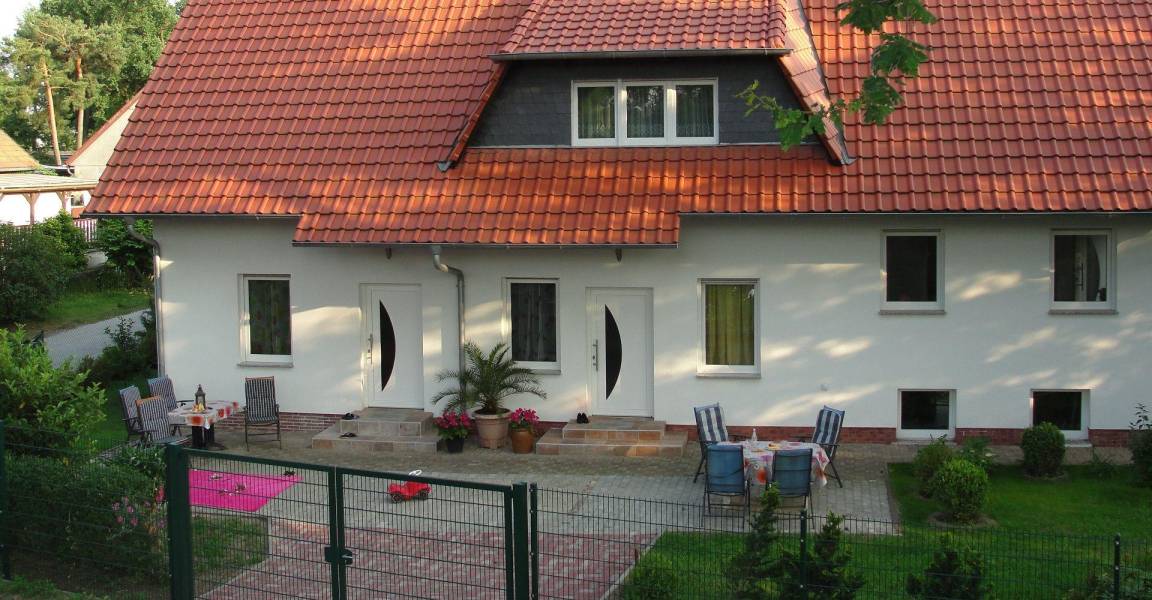 65 M² Ferienhaus ∙ 2 Schlafzimmer ∙ 6 Gäste - Schlepzig