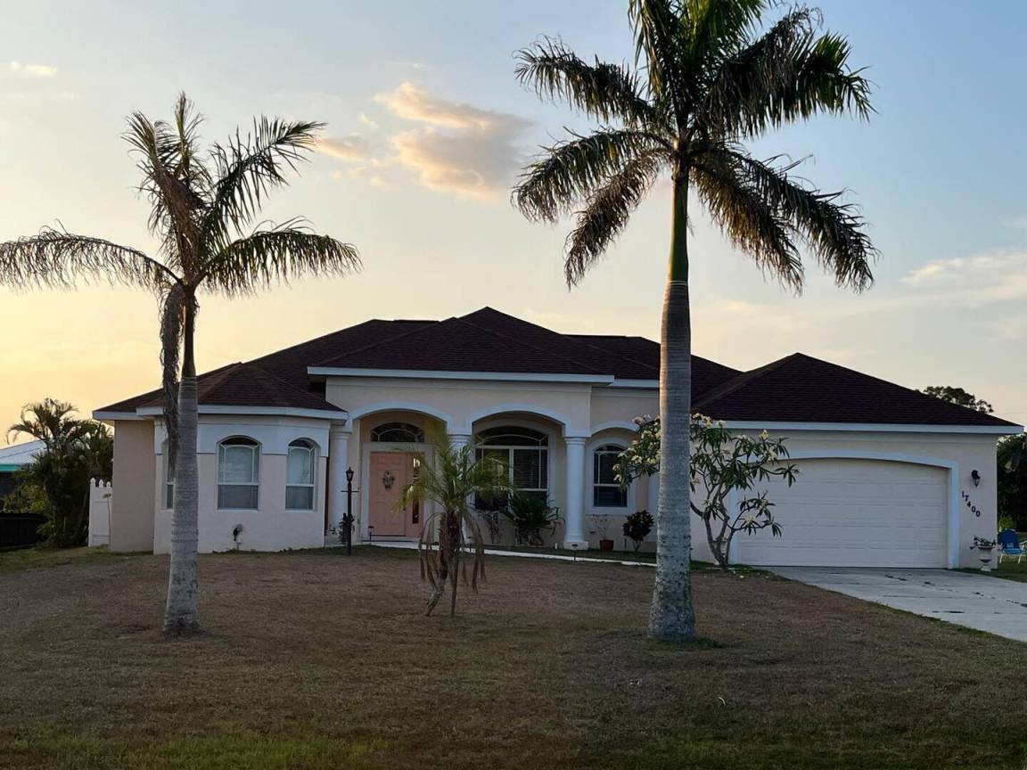Villa ∙ 3 Makuuhuonetta ∙ 6 Vierasta - Punta Gorda, FL