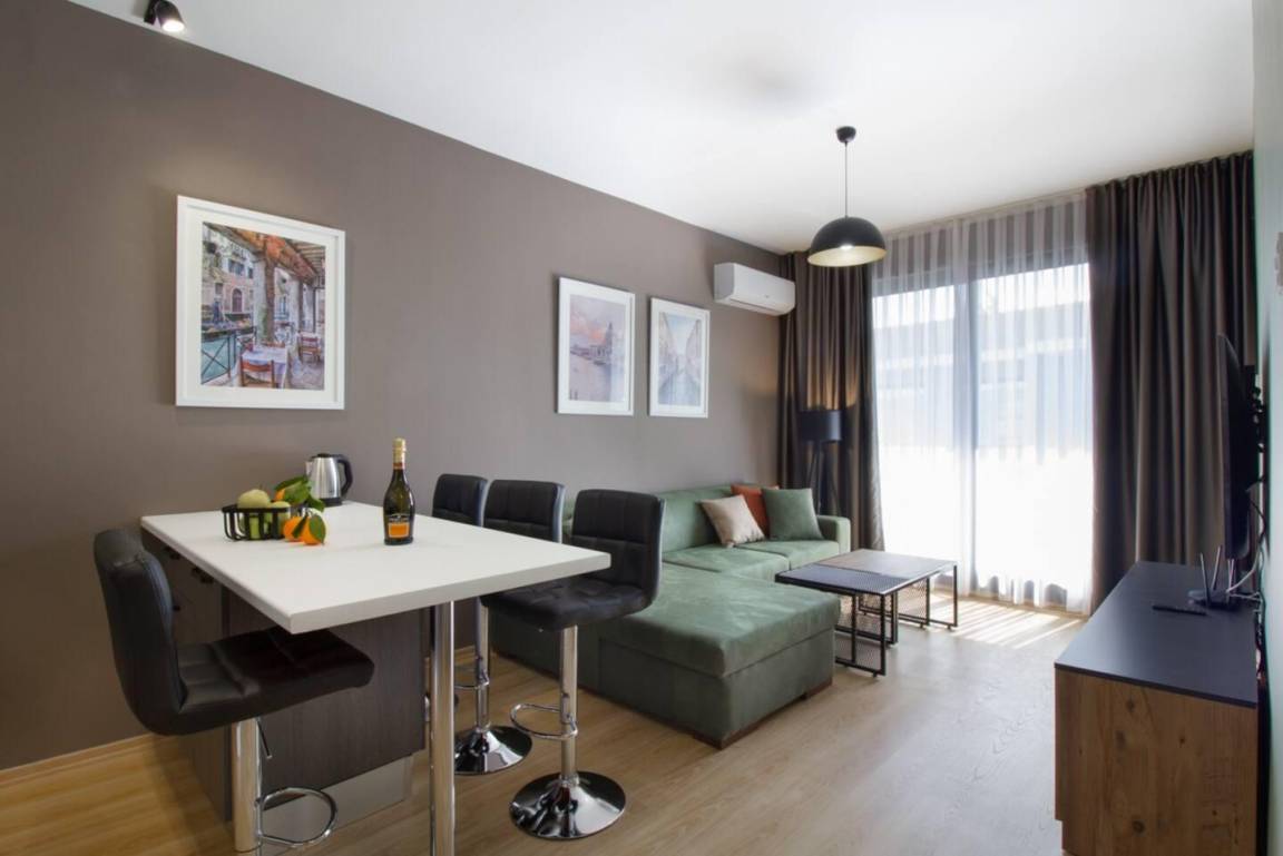 70 M² Apartment ∙ 2 Bedrooms ∙ 6 Guests - Girne