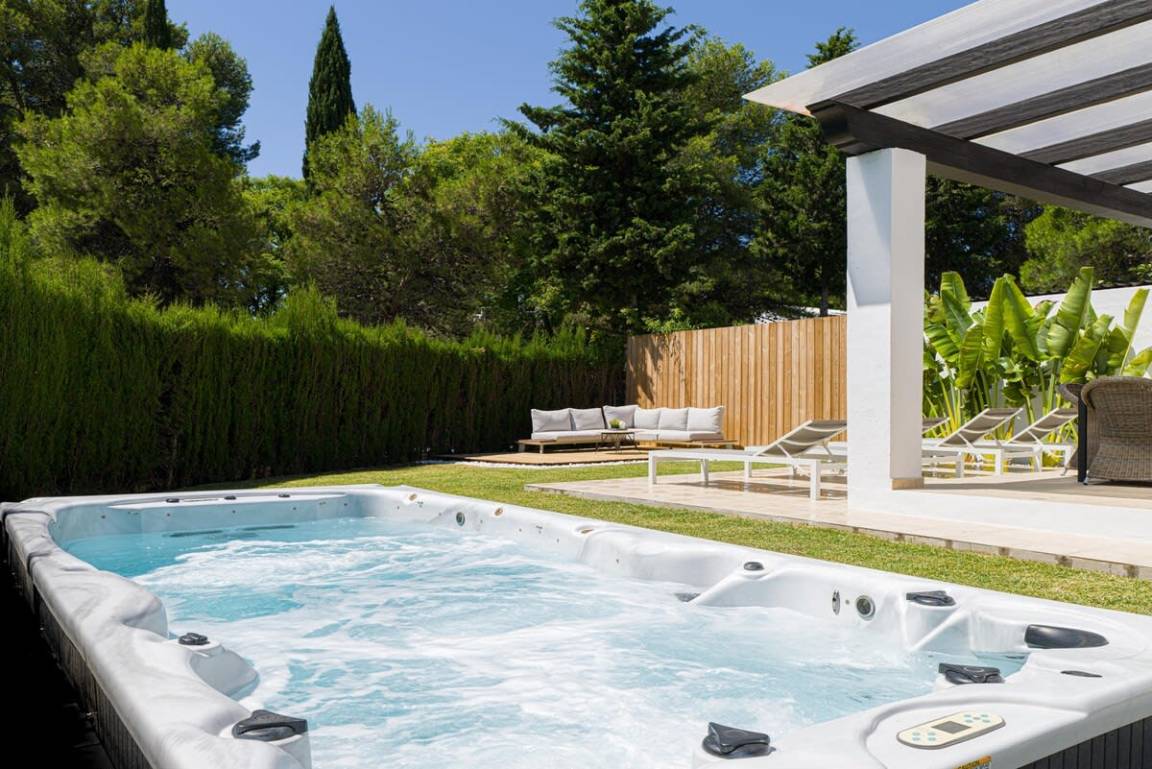 160 M² House ∙ 4 Bedrooms ∙ 8 Guests - Marbella