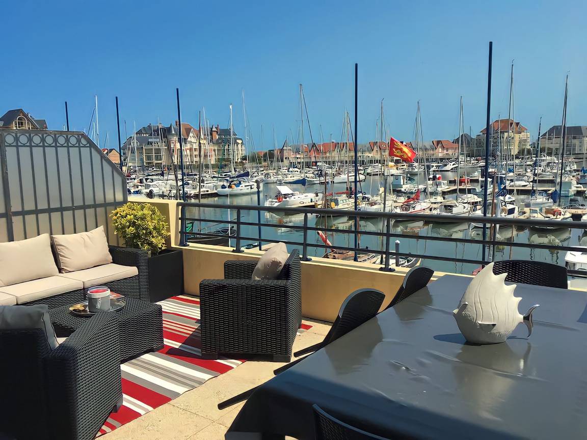77 M² Appartement ∙ 3 Slaapkamers ∙ 6 Gasten - Houlgate