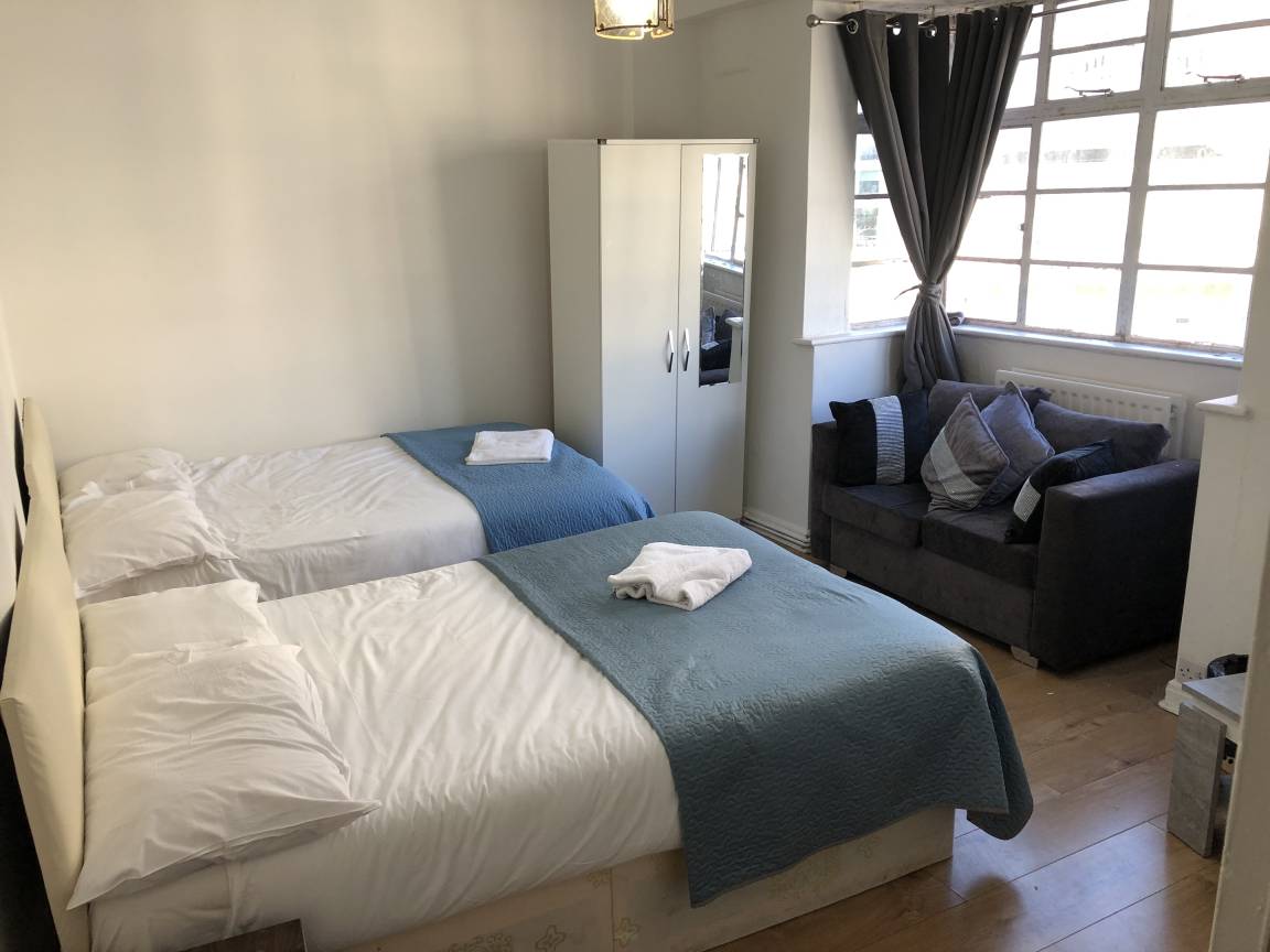55 M² Apartment ∙ 1 Bedroom ∙ 4 Guests - The Warwick Castle