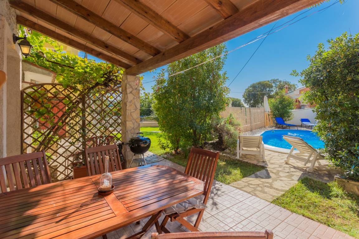 90 M² Ferienhaus ∙ 3 Schlafzimmer ∙ 6 Gäste - Poreč