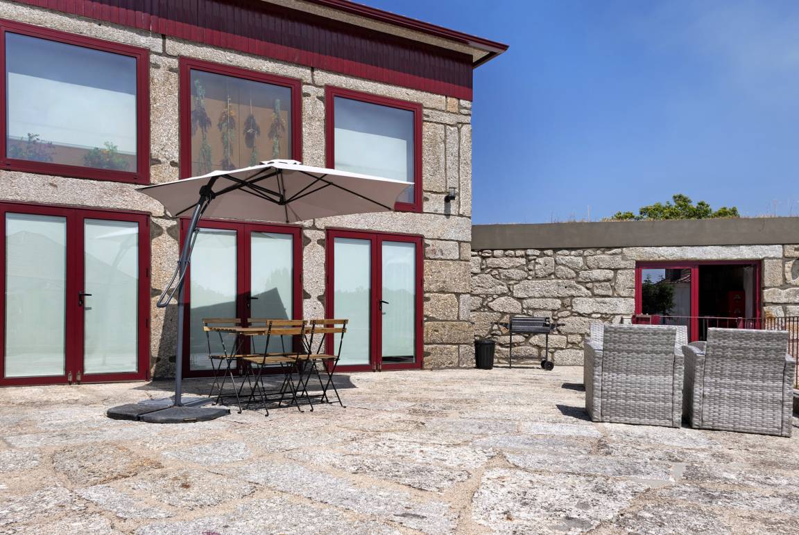 57 M² Casa De Campo ∙ 2 Habitaciones ∙ 4 Huéspedes - Guimarães