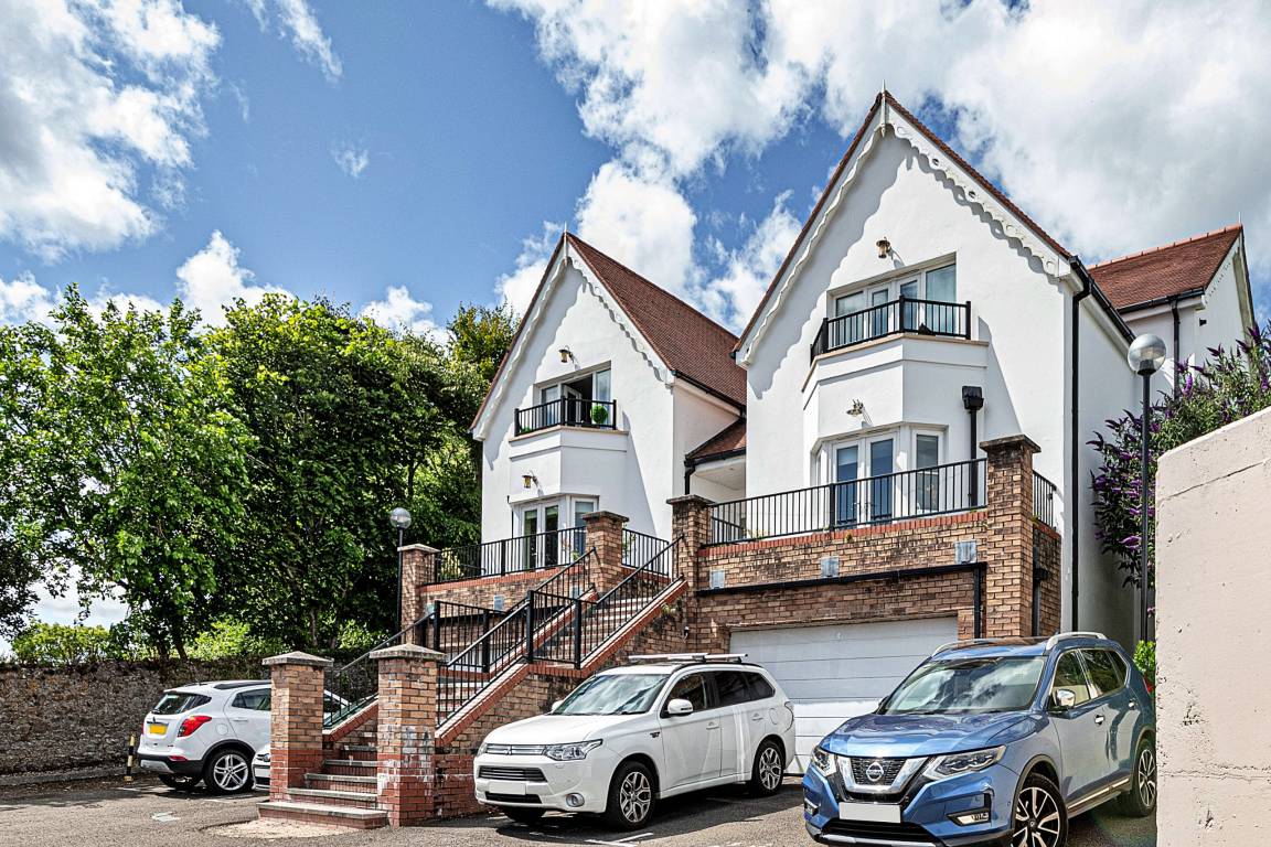 100 M² Apartment ∙ 3 Bedrooms ∙ 5 Guests - Saundersfoot