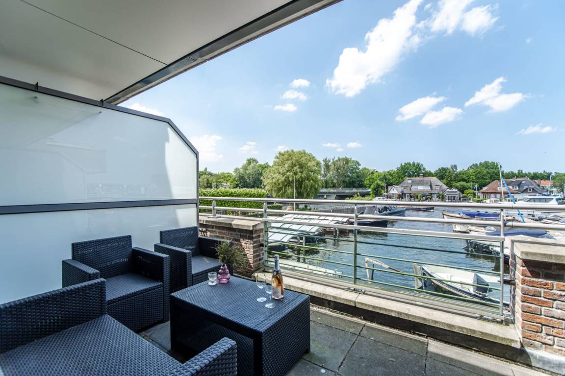 60 M² Apartment ∙ 1 Bedroom ∙ 4 Guests - Voorschoten
