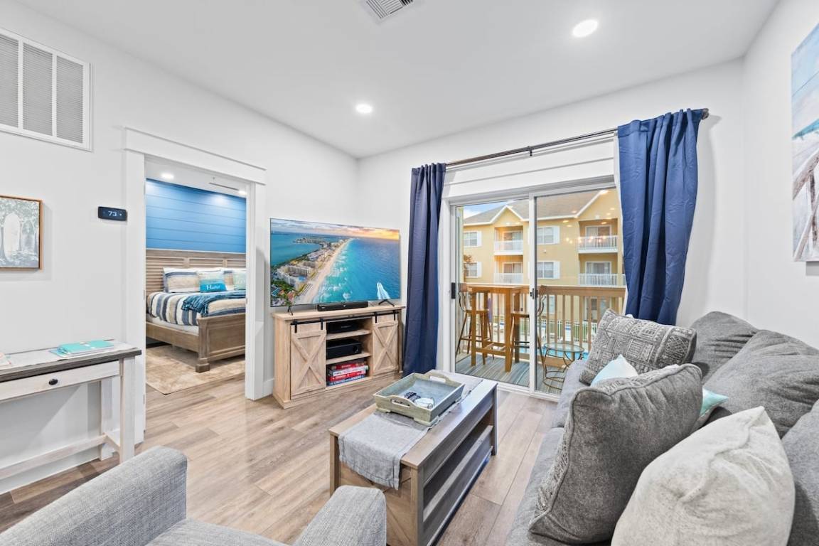 87 M² Apartment ∙ 2 Bedrooms ∙ 6 Guests - Rosemary Beach, FL