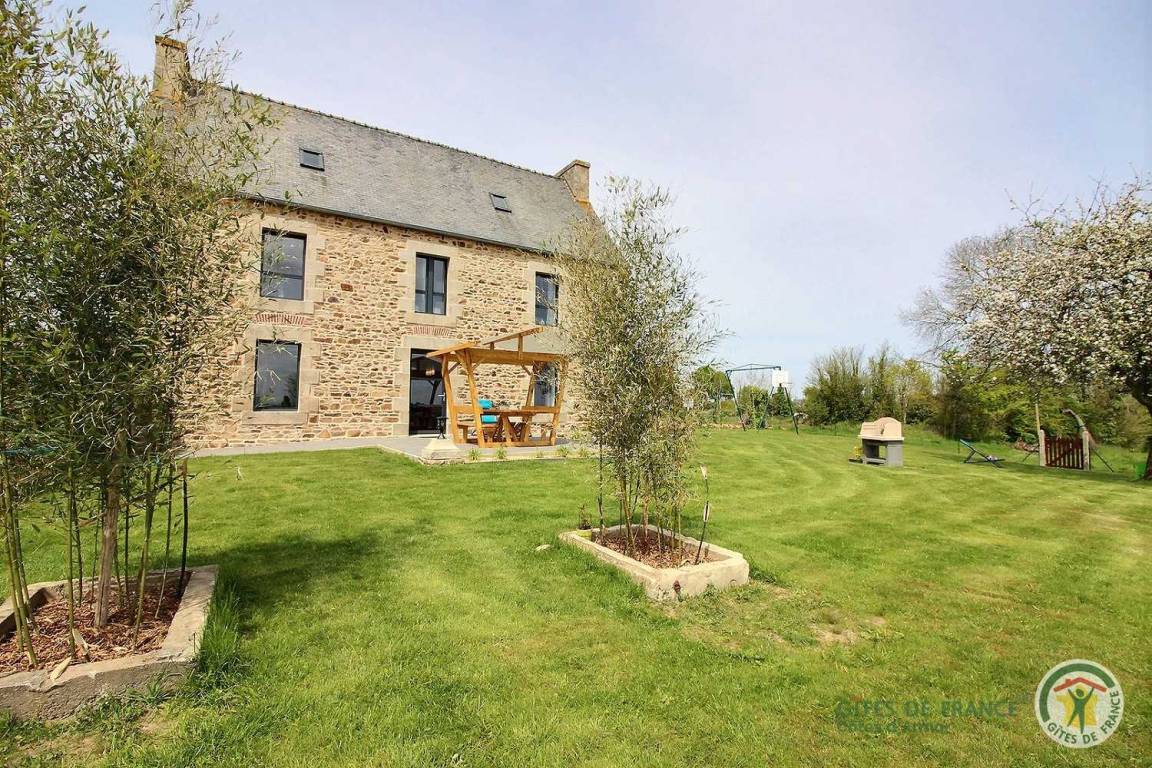 111 M² Gîte ∙ 3 Chambres ∙ 6 Personnes - Trébeurden