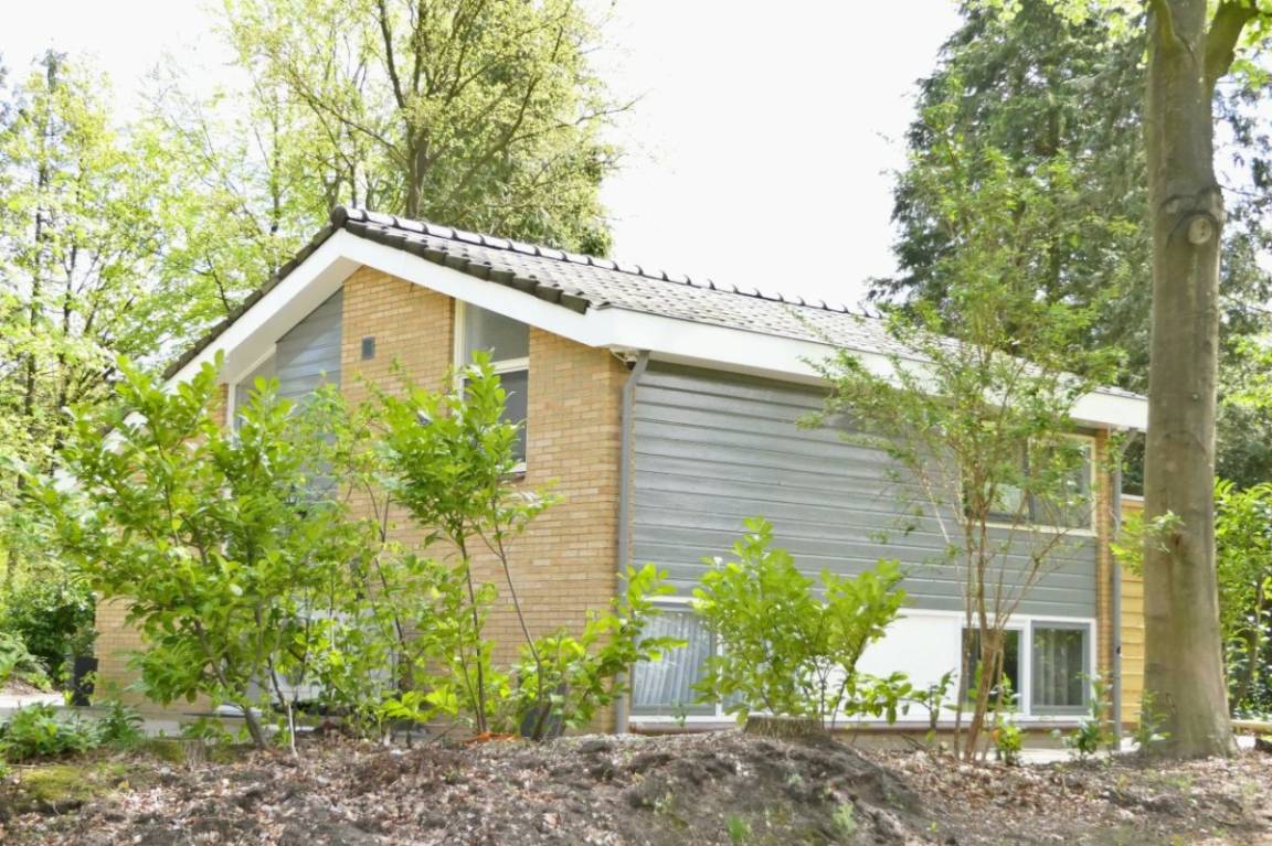64 M² Huis ∙ 2 Slaapkamers ∙ 4 Gasten - Hoogeveen