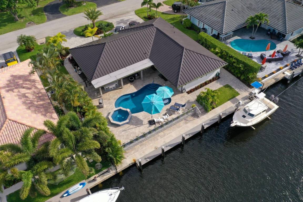 167 M² House ∙ 4 Bedrooms ∙ 9 Guests - Delray Beach, FL