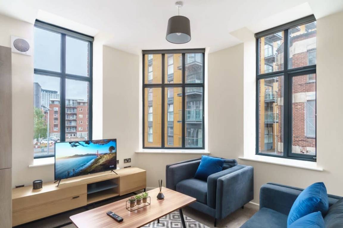 70 M² Apartment ∙ 2 Bedrooms ∙ 4 Guests - Piccadilly Station - Manchester