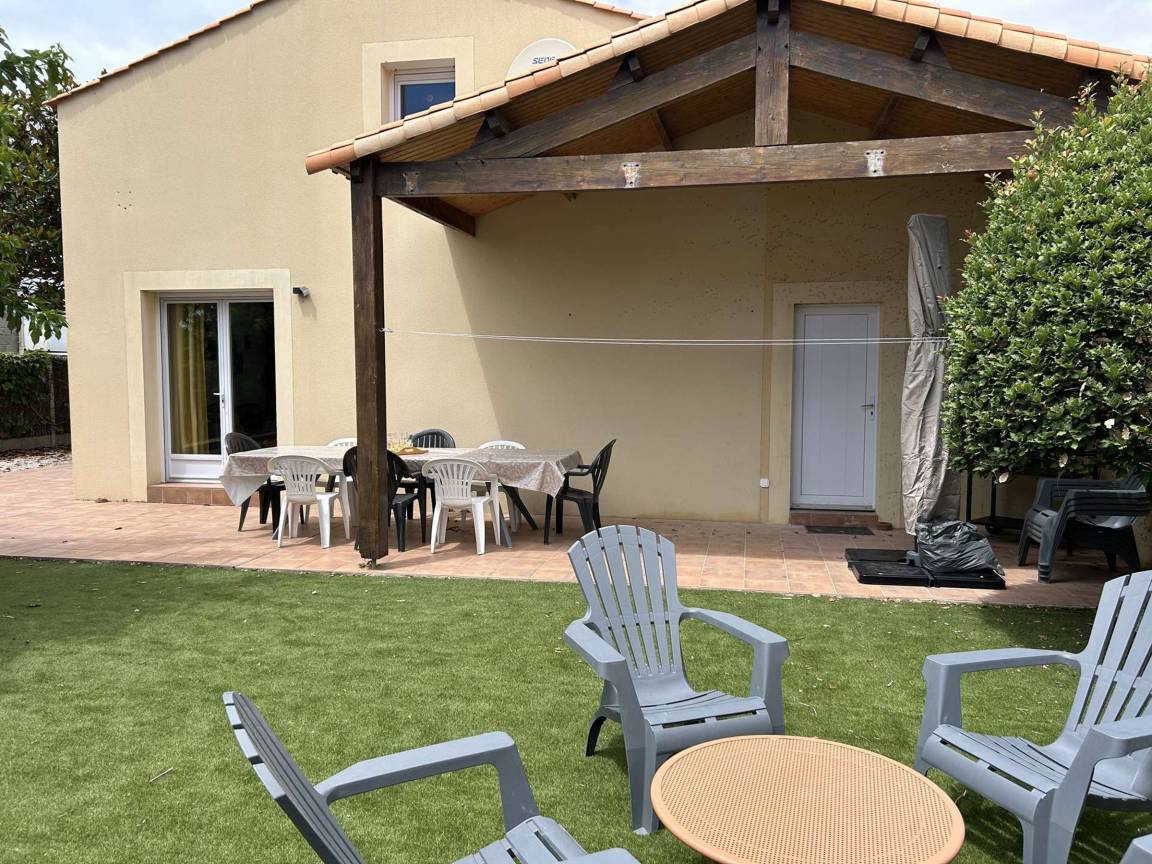 110 M² Maison De Vacances ∙ 3 Chambres ∙ 7 Personnes - Brem-sur-Mer