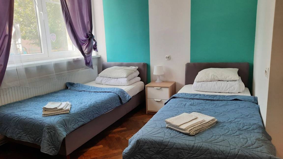 12 M² Hotel ∙ 3 Gäste - Krakau