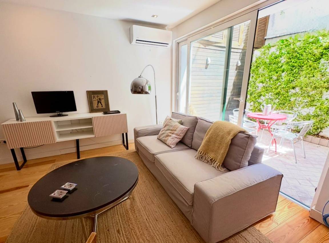70 M² Casa ∙ 2 Habitaciones ∙ 4 Huéspedes - Madrid