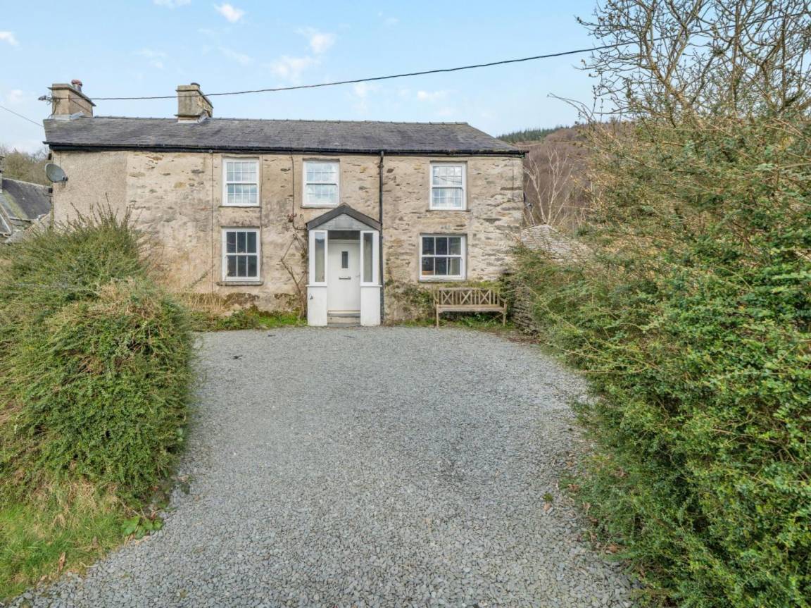 Cottage ∙ 4 Bedrooms ∙ 7 Guests - Coniston