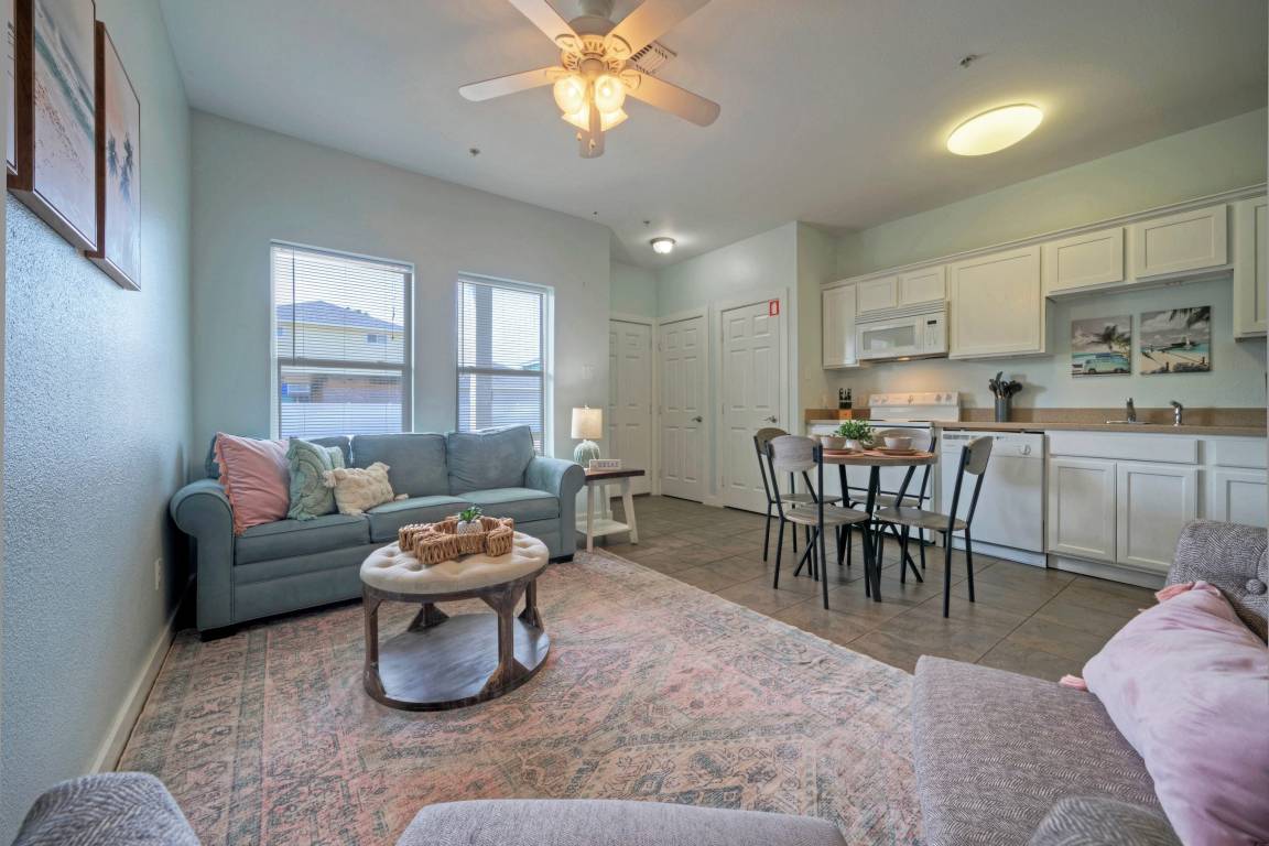 1393 M² House ∙ 1 Bedroom ∙ 4 Guests - Texas