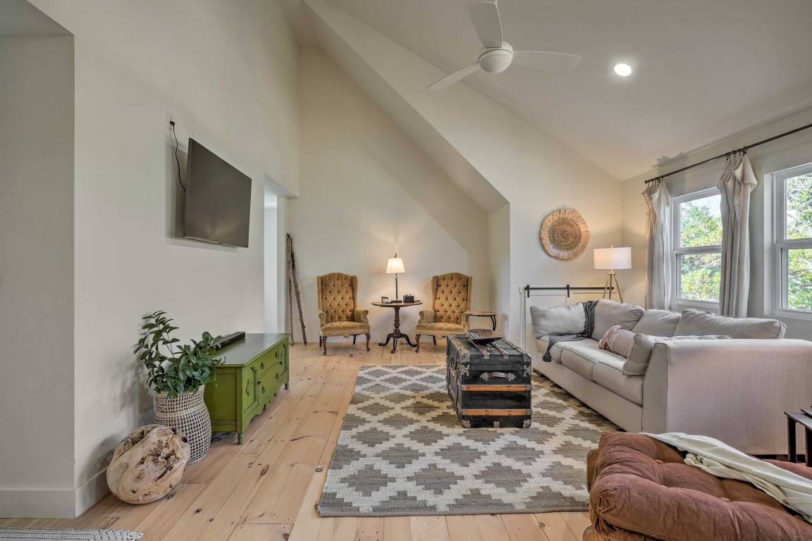 91 M² Cottage ∙ 3 Bedrooms ∙ 8 Guests - Table Rock Lake